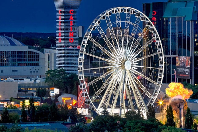 Niagara Skywheel - Niagara Falls Attractions