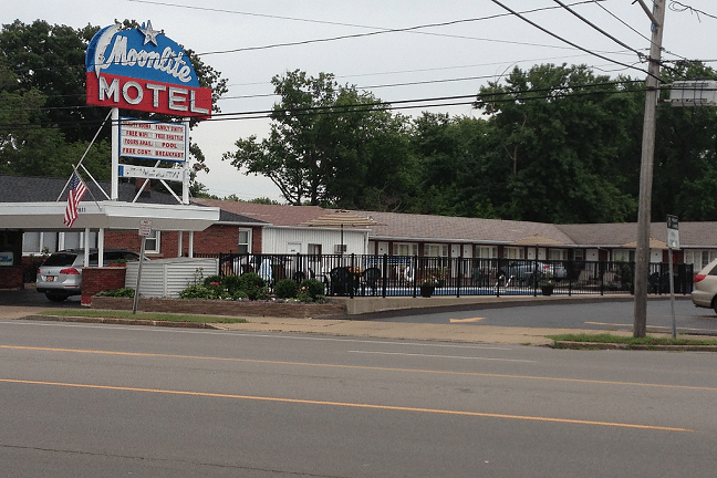 Moonlite Motel Niagara Falls - Niagara Falls Hotels