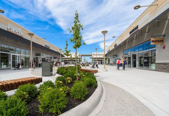 Niagara Falls Shopping | Niagara Falls Hotels