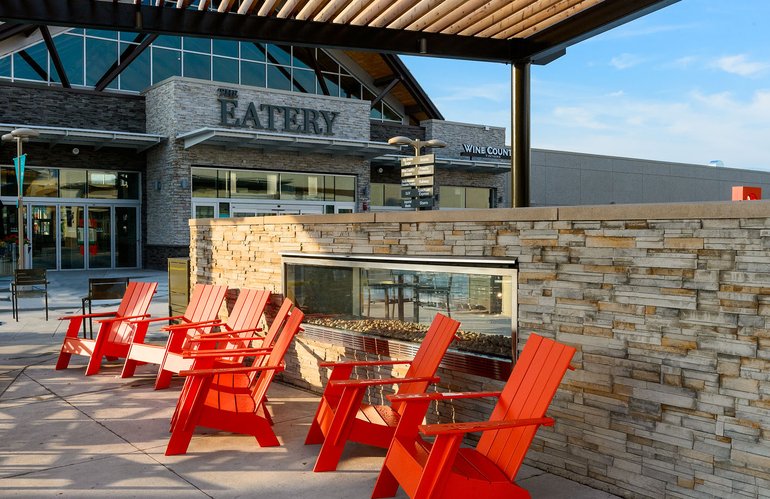 Outlet Collection at Niagara - Niagara Falls Shopping