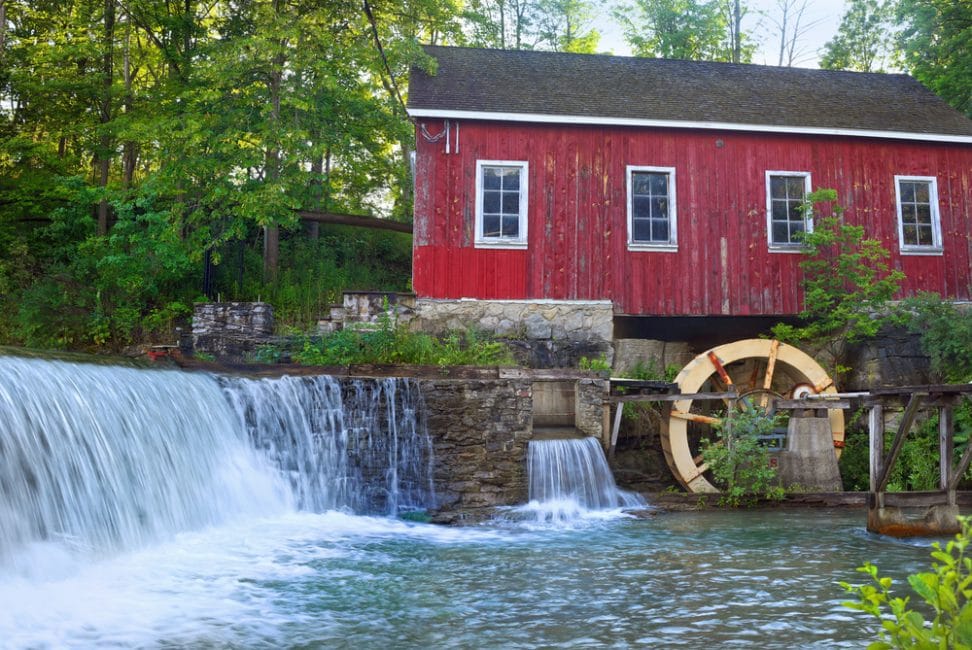 7 Things to Do in Niagara Falls for a Cool & Unique Trip